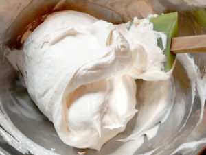 How to Freeze Heavy Whipping Cream