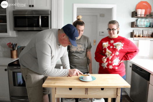 How To Play The Flour Game - Silliness Guaranteed!