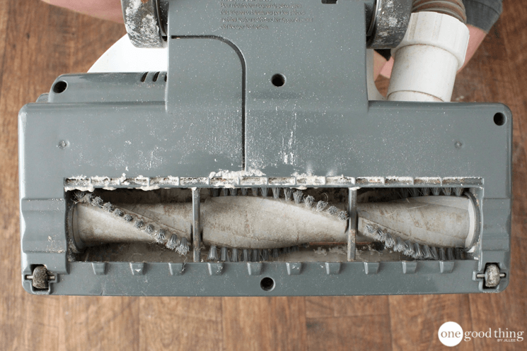 How To Clean and Maintain Your Vacuum