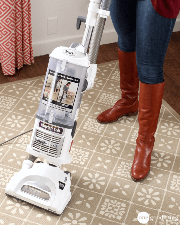 How To Clean and Maintain Your Vacuum