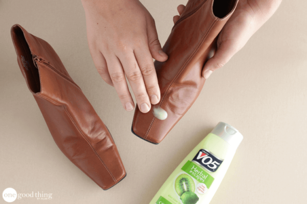 How To Clean Salt Stains From Leather Shoes In 4 Easy Steps