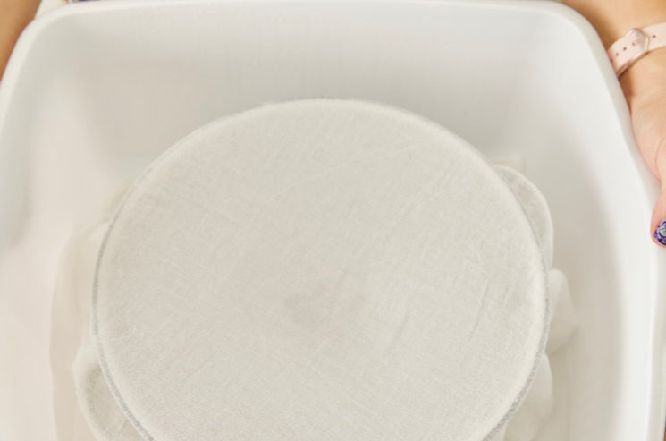 The Best Way To Remove Fruit Stains From Clothing