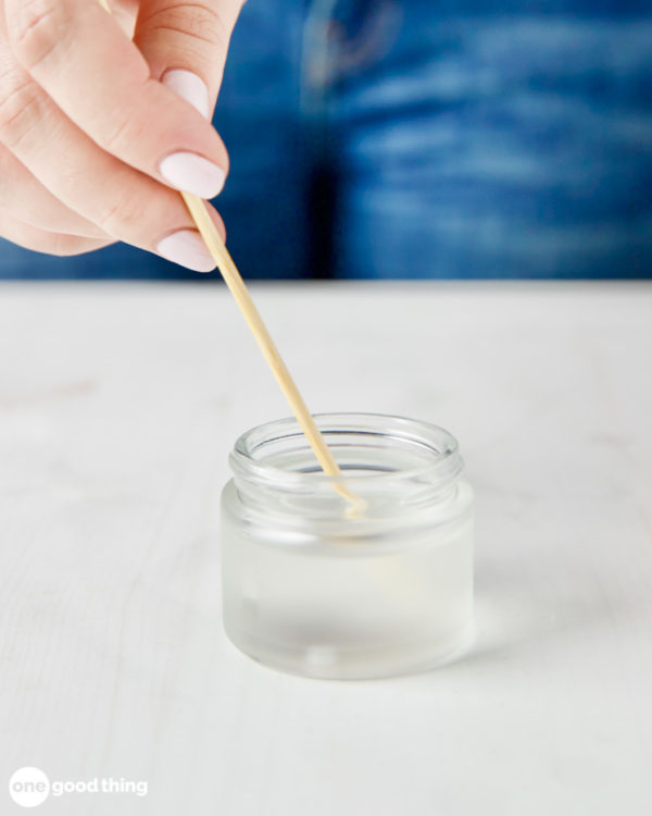 How To Make Your Own All-Natural 4-Ingredient Vapor Rub