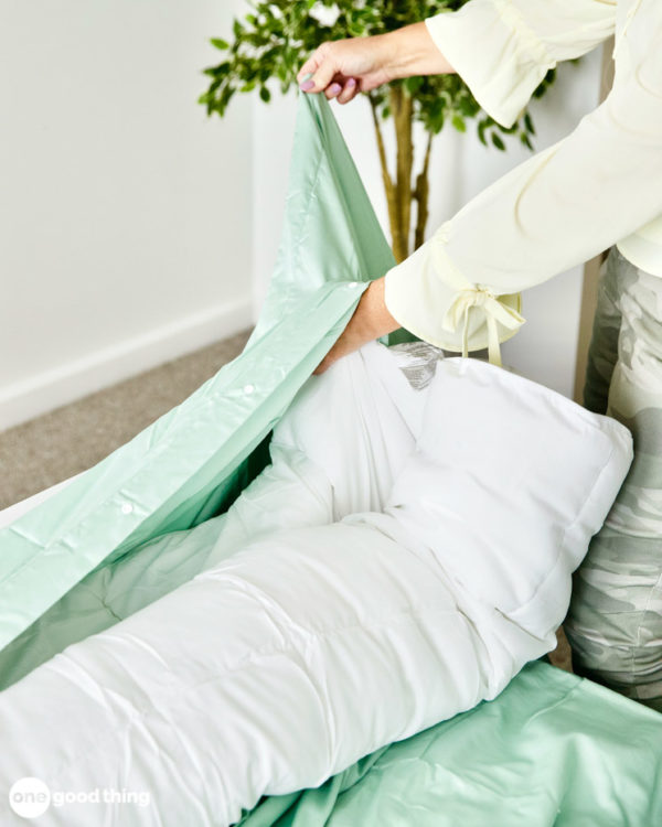 How To Put Your Duvet Cover On The Easy Way