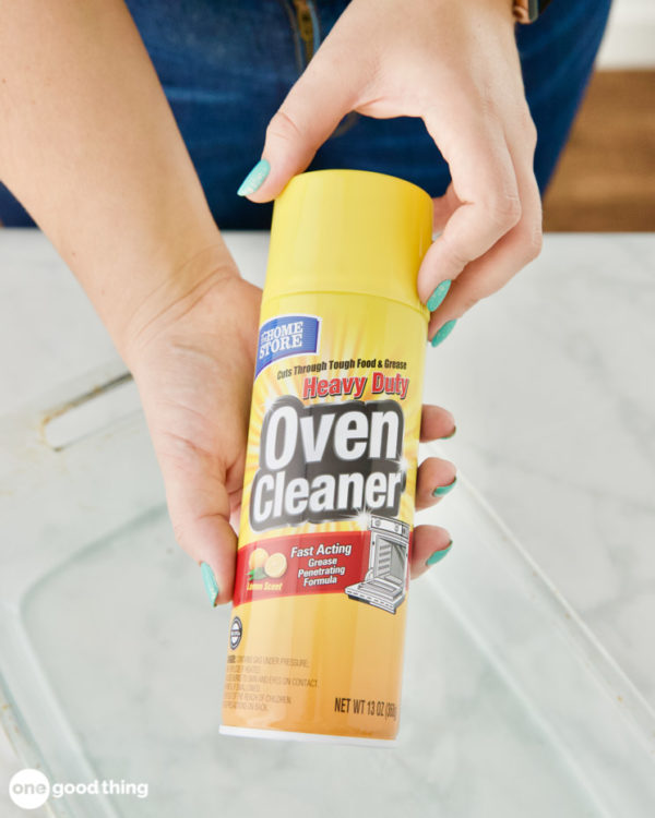 How To Clean Pyrex: The 4 Most Effective Methods