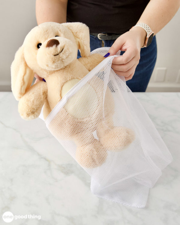 How To Wash Stuffed Animals: 2 Easy Methods