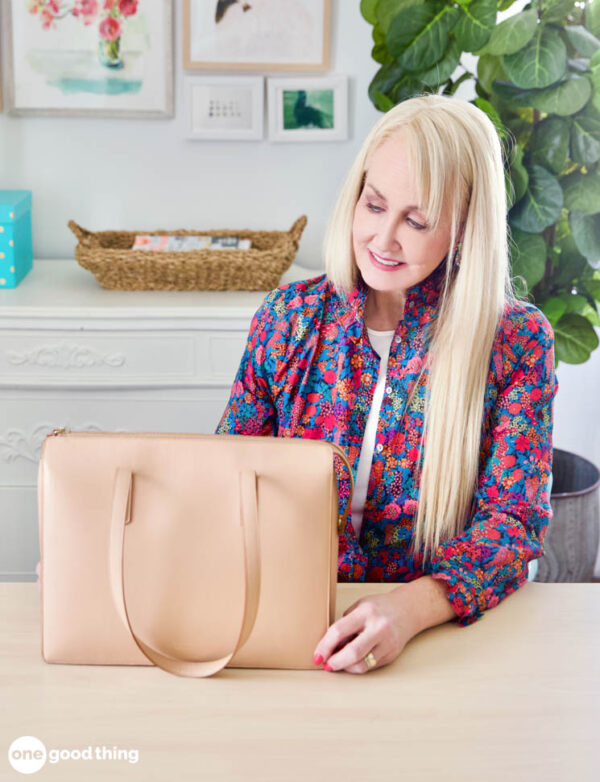 What's In My Purse? The Everyday Essentials Inside My Bag