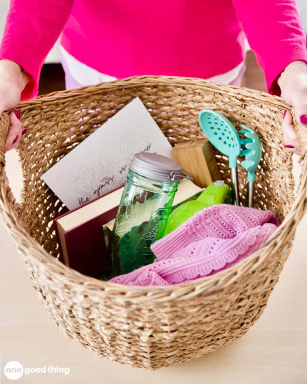 9 Tips And Tricks For Dealing With Clutter