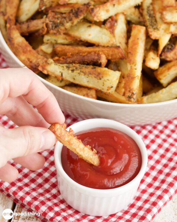 How To Make Perfectly Crispy Oven Baked Fries