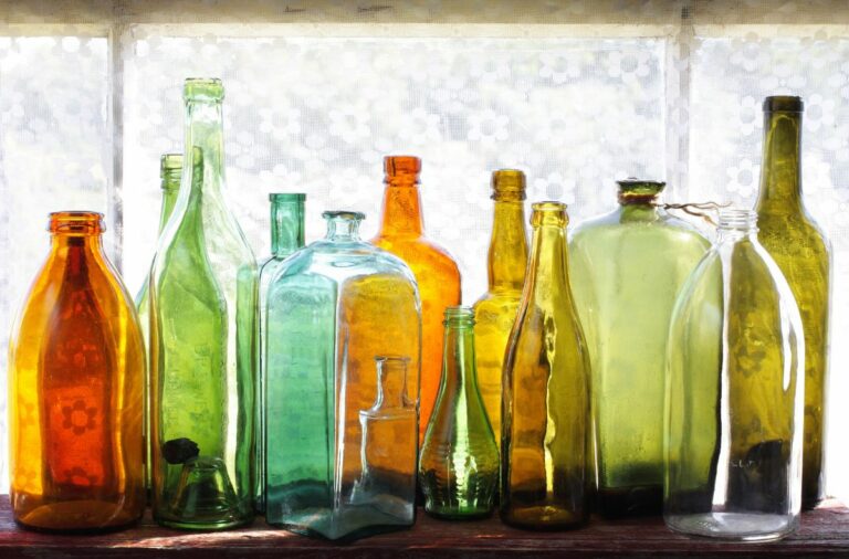How To Clean Glass Bottles: Easy Tips & Hacks