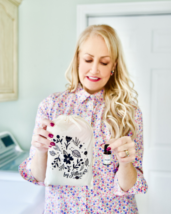 Ditch The Dryer Sheets: This Is A Better Way To Get Fresh-Smelling Laundry